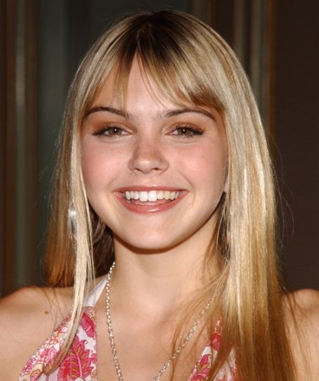 Aimee Teegarden Aimee Teegarden Picture 10293246 454 X 542 Fanpixnet