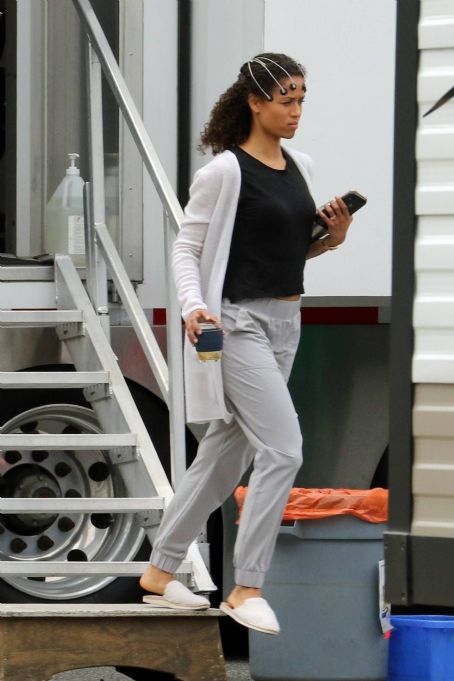 Gugu Mbatha-Raw – GQ Magazine (March 2017) - FamousFix Gugu Mbatha-Raw – GQ Magazine (March 2017) - FamousFix