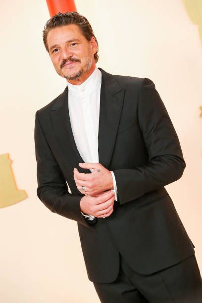 Pedro Pascal - The 95th Annual Academy Awards (2023) - FamousFix Pedro Pascal - The 95th Annual Academy Awards (2023) - FamousFix