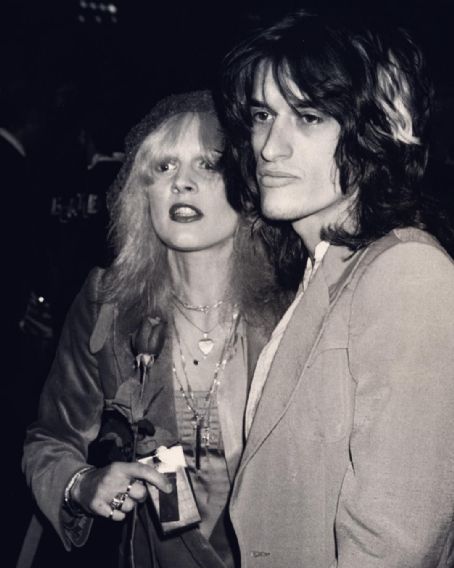 Joe Perry And Elyssa Jerret Photos Joe Perry And Elyssa Jerret Picture Gallery Famousfix