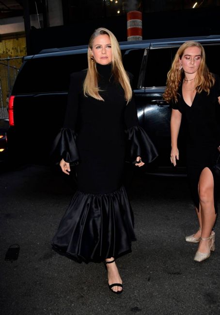 Alicia Silverstone Christian Siriano Spring Summer 2023 Nyfw Show