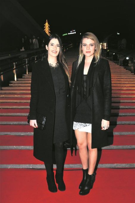 Derya Sensoy Fashion and Style - Derya Sensoy Dress, Clothes, Hairstyle ... Derya Sensoy Fashion and Style - Derya Sensoy Dress, Clothes, Hairstyle ...